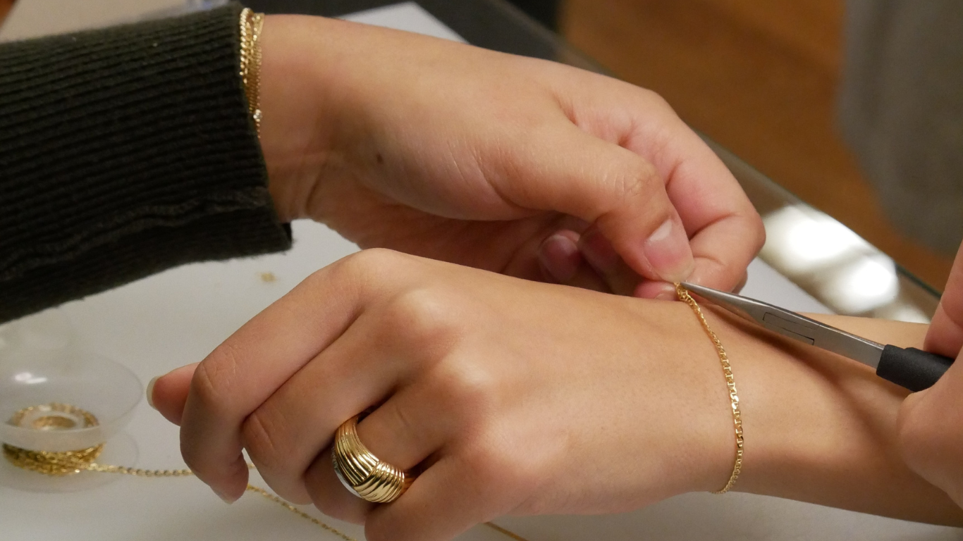 permanent Jewelry | FOREVERWELDED